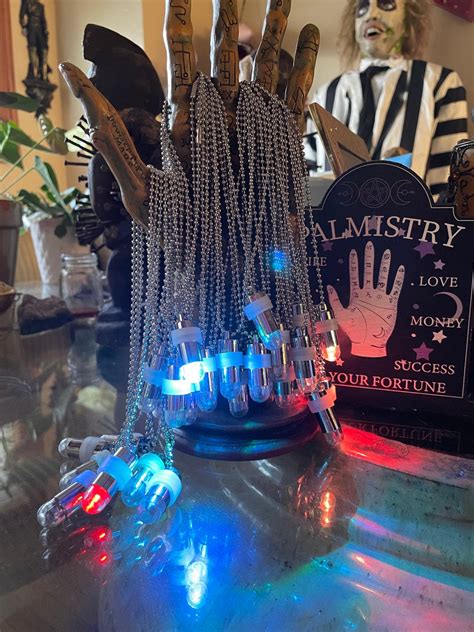 No Doll Paranormal Tiny Flashlight Ghost Hunting Trigger Tool Bulb Necklaces Excellent For