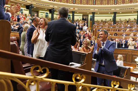 Cuando Pedro Sánchez Y Puigdemont Se Sentaron A Hablar De Referéndum Y