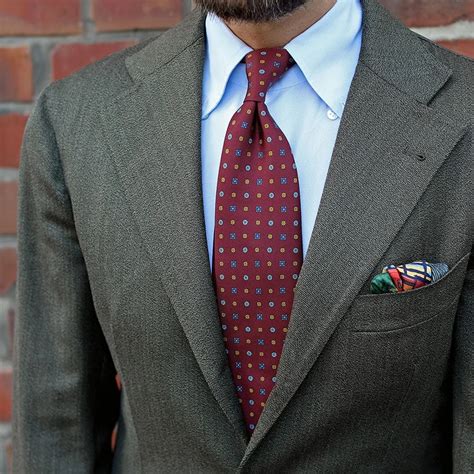 How To Wear A Red Tie 5 Stylish Ideas The Noble Dandy