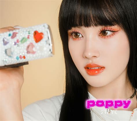 Poppy Solo Yoon