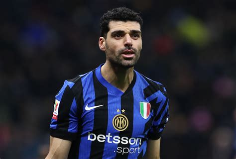 Lyon Inquire About Inter Milan Striker Mehdi Taremi
