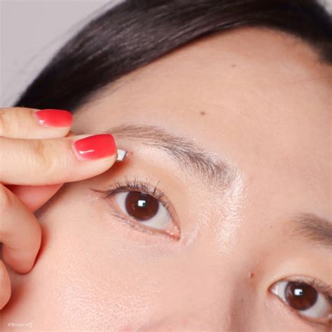 루이본 쿨톤 쌍커풀테이프 티 안나는 쌍커플테이프로 자연스러운 아이메이크업 연출 Feat 쓰리쎄븐 족집게 네이버 블로그