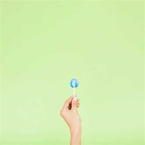 Шарик под кожей на пальце причины симптомы и лечение