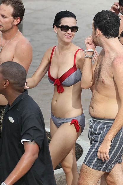 Photos Katy Perry Shows Off Bikini Body In Bahamas