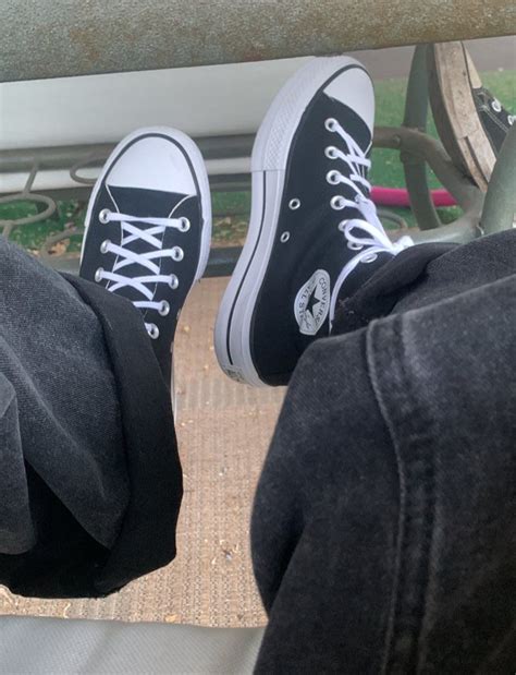 Platform Black Conversee And Wide Leg Pants Jeans Black Chucks Converse