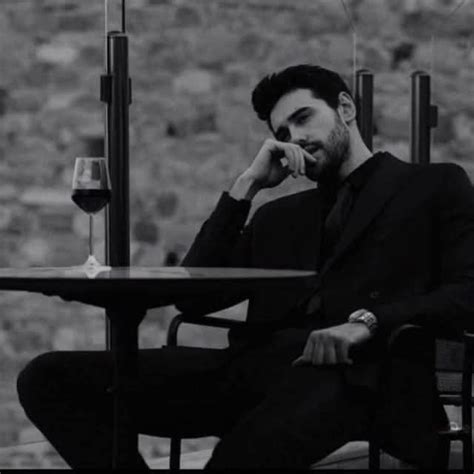 Магията Мъж който знае стойността си няма да се поддаде на примката от жена която му се