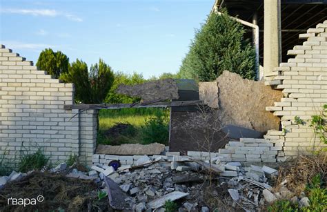 Дві людини постраждали внаслідок обстрілів на Харківщині