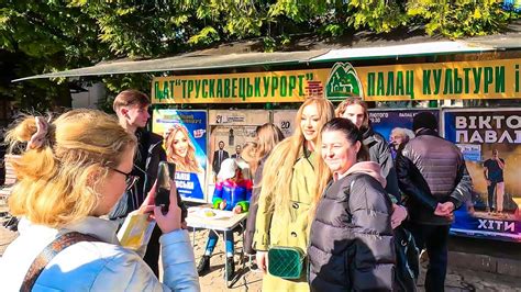 НАТАЛІЯ ВАЛЕВСЬКА НА БЮВЕТІ Концерт у Трускавці відомої співачки деже багато шанувальників