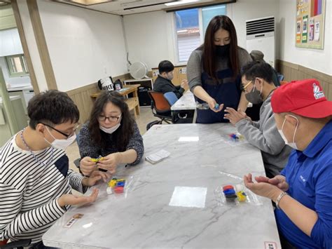 10 31 월 힐링미술 탁구교실 포토갤러리 바다의별 장애인주간보호센터