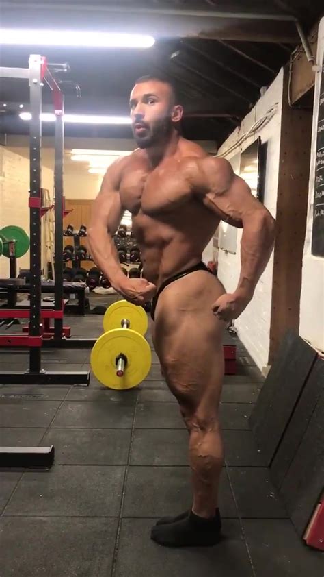 Gym Posing Thisvid Com