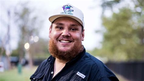 Luke Combs Age Height Net Worth And Nationality