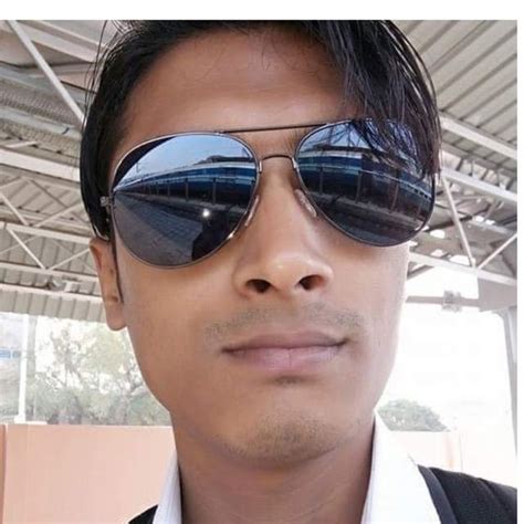 Ravan Rajatraina10 • Threads Say More