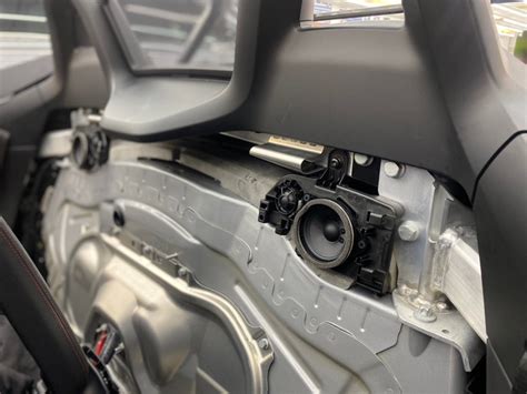 Porsche 保時捷 原廠選配 Burmester柏林 音響系統售價請來電洽詢 銓宏汽車多媒體科技股份有限公司