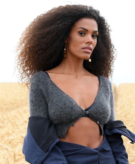 Tina Kunaki Published A Rare Photo With Her New Lover What Is Known