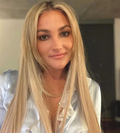 Ex Dwts Star Jamie Lynn Spears Looks Just Like Britney In Hot Pants