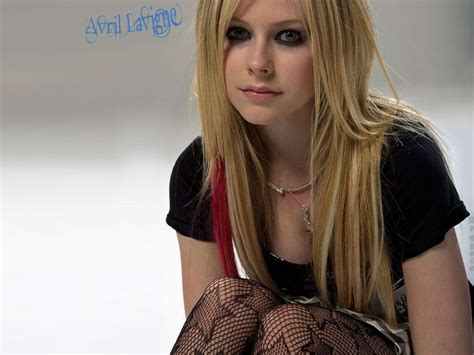 Avril Lavigne Girlfriend Wallpapers Wallpaper Cave Avril Lavigne Girlfriend Wallpapers Wallpaper Cave