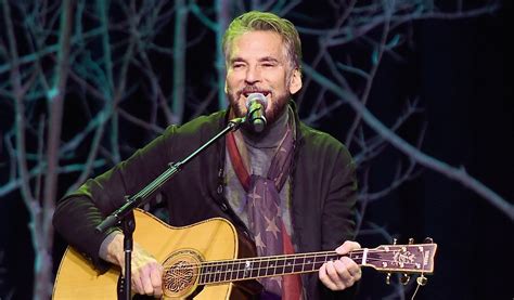 Kenny Loggins Played At An Empty Hollywood Bowl For A Special Live Stream Concert Kenny