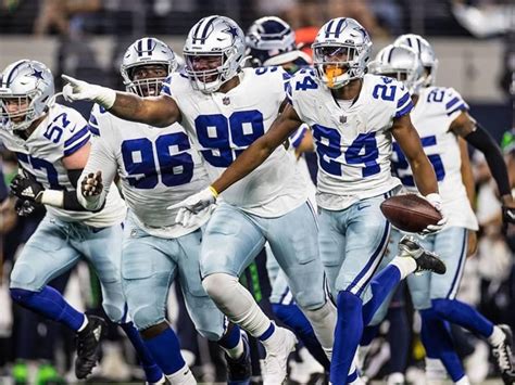 Value Of Dallas Cowboys Rushes To Record Smashing 8 Billion Says