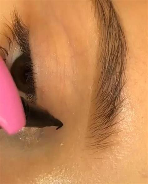 Winged Eyeliner With Tape For Beginners Winged Eyeliner Winged