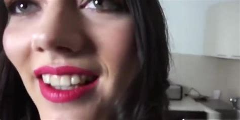 Sara Highlight Quick Flash For Cash Tnaflix Com Sara Highlight Quick Flash For Cash Tnaflix Com