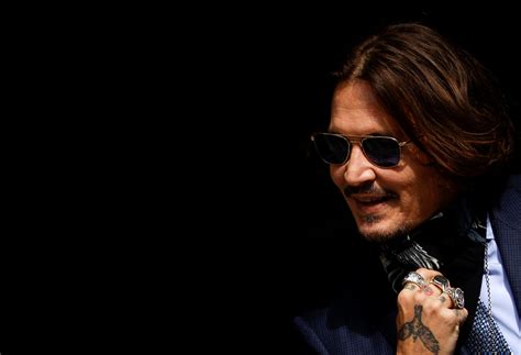 Tatuagem De Dedo De Johnny Depp