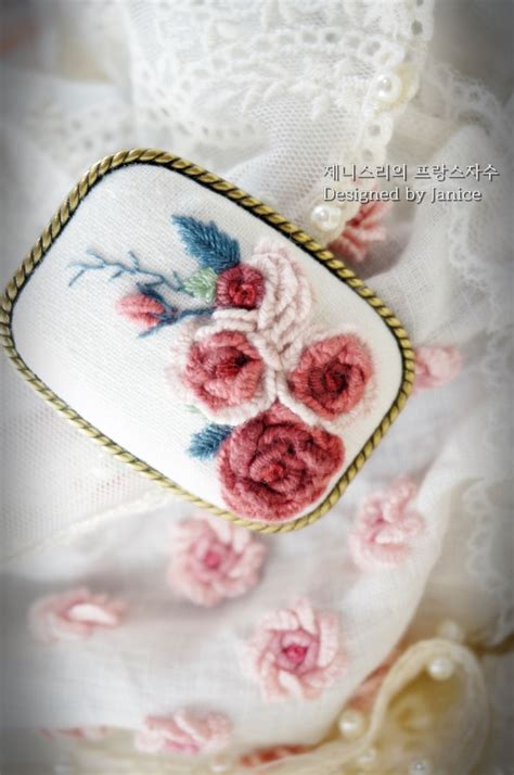 제니스리의 프랑스자수장미자수브로치 프랑스자수 브로치 서울프랑스자수 셀프선물 네이버 블로그