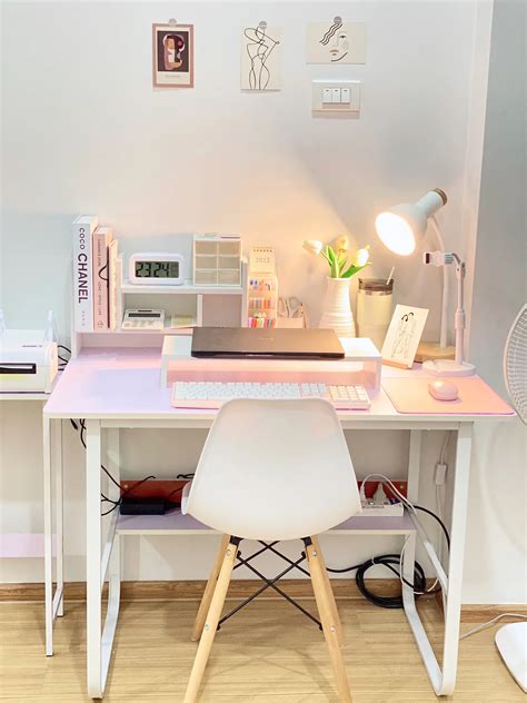 20 ไอเดียยอดนิยมเกี่ยวกับ ไอเดียจัดโต๊ะทํางานราชการ มินิมอล ในปี 2024