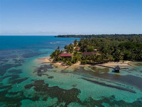 Boca Del Drago A Beach In Bocas Del Toro With Natural Beauties