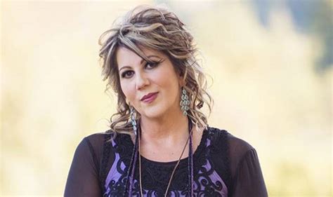 Sonya Isaacs Net Worth A Look At The Country Singers Earnings