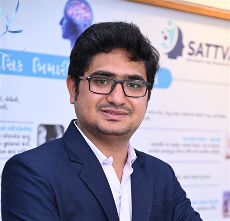 Aakash Doshis Instagram Twitter And Facebook On Idcrawl