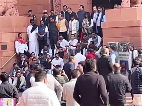 Parliament Breach Case Latest News Photos Videos On Parliament