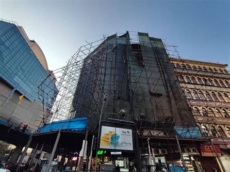 مدیریت بحران پاساژ علاءالدین تخلفات متعدد در زمینه رعایت ایمنی دارد