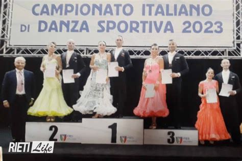 Francesco Taddei Noemi Lelli Si Laureano Campioni Italiani Di Danza