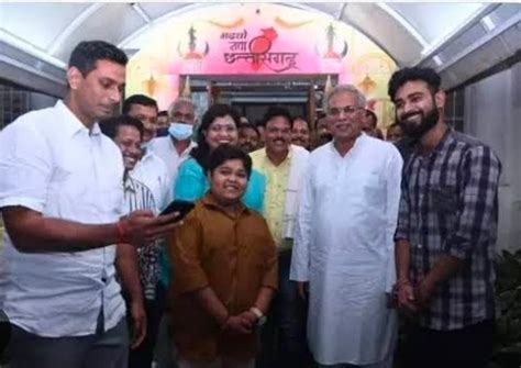 हंसाने वाले की याद में रो रहा छत्तीसगढ़ मशहूर यूट्यूबर कॉमेडियन देवराज हुए सड़क हादसे के शिकार