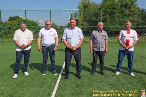 მარნეულის Ge Az მარნეულის მუნიციპალიტეტის საკრებულოს თავმჯდომარე ამირან გიორგაძე მარნეულის