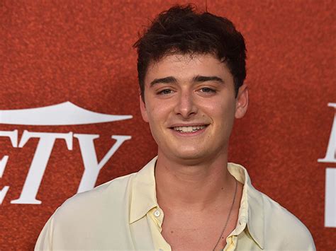 Звезда сериала Очень странные дела Ноа Шнапп выступил против ХАМАСа