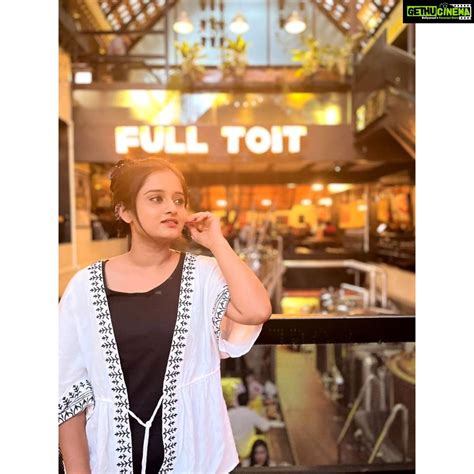 Gopika Anil Instagram Hella Heart Eyes For You Gethu Cinema