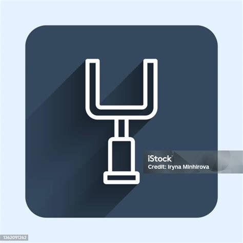 화이트 라인 미국 축구 목표 게시물 아이콘 긴 그림자 배경으로 격리 파란색 정사각형 버튼 벡터 Championship에 대한 스톡 벡터 아트 및 기타 이미지 Istock