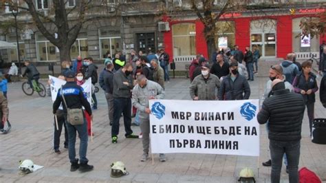 Полицаите готвят протест не се разбраха с ръководството на МВР за заплатите