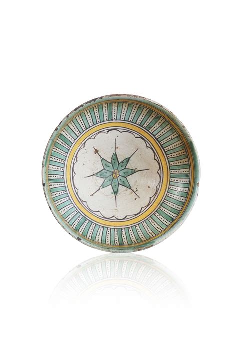 Maroc Xixe Siècle Plat Creux En Céramique Aux émaux Jau