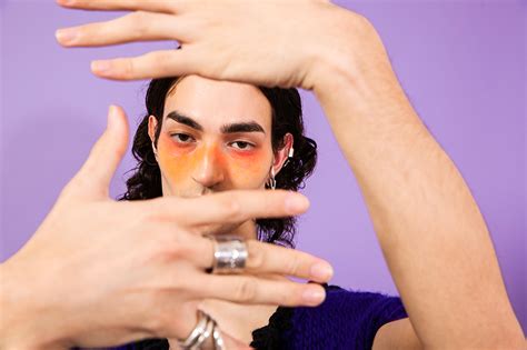 Boyan Li Presenta El Editorial De Moda Jeu Denfant