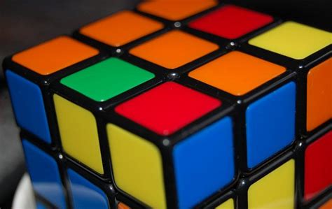 Robot Smashes Rubiks Cube Record Solves Puzzle In 0 38 Seconds Slashgear