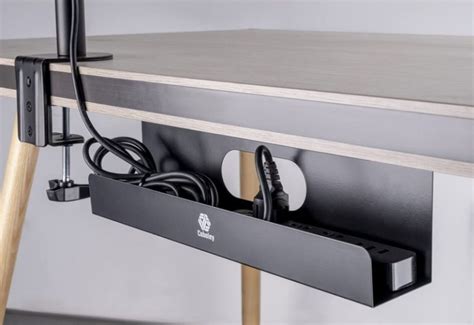 Cómo Mantener Organizados Los Cables En Tu Espacio De Trabajo En Casa