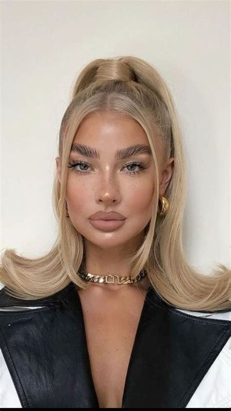 The Ultimate Outfit Inspo To Turn You Into A Baddie Neutral Outfit