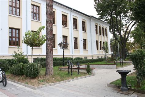 Категория ОБРАЗОВАНИЕ Консервация реставрация и експониране на сградата на СОУ Цар Симеон