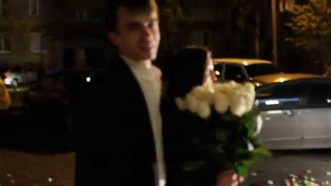 Красиво поздравил девушку с днём рождения Youtube