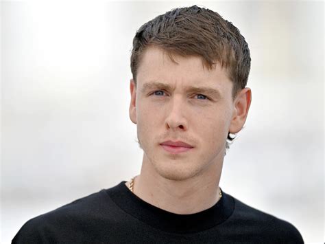 50 Facts About Harris Dickinson