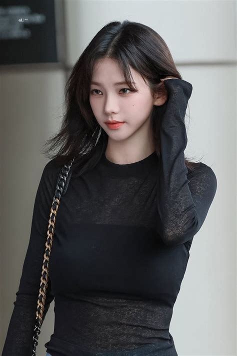 에스파에 있는 핀 아름다운 아시아 소녀 아름다운 여성 여성