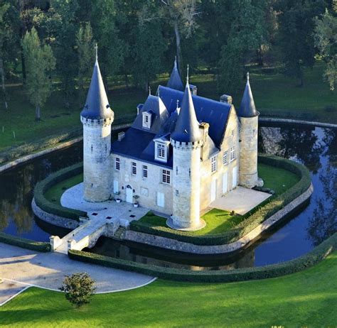 Château Dagassac Is A Haut Médoc Wine Estate 15 Minutes From The City