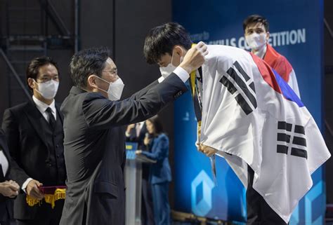 이재용 부회장 ‘2022 국제기능올림픽 폐회식 참석 Samsung Newsroom Korea